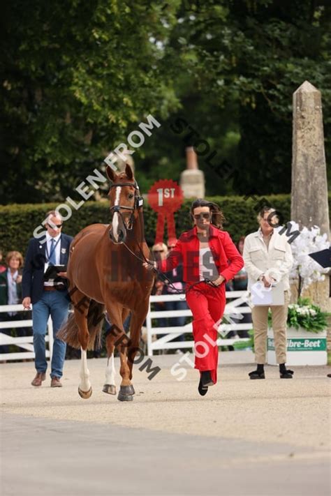 B485897 2023 1st Class Images