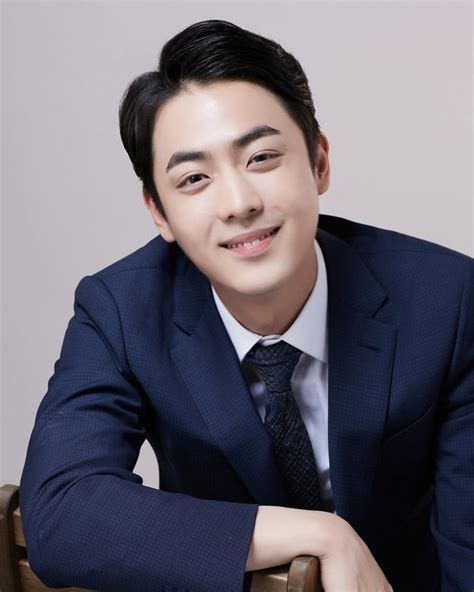 Yoon Joo Bin 윤주빈 Hancinema