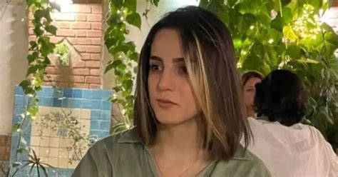طاطایی، وکیل رویا حشمتی ۷۴ ضربه شلاق رویا با اتهام «جریحه‌دار کردن عفت