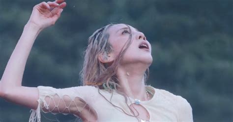 산다라박 워터밤 파격 복근 노출 후에도 운동ing “고독한 자기 관리”