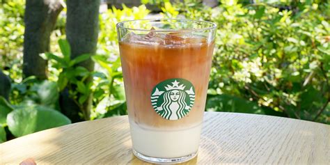 【スタバ新作・実食レポート】クセになるおいしさ♪「ほうじ茶andクラシックティー ラテ」が定番商品に！おすすめ無料カスタムも紹介｜るるぶandmore