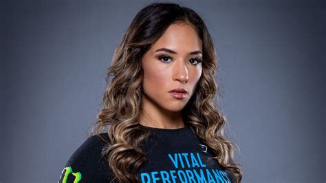 Valerie Loureda Signs Multi Year Multi Fight Contract Extension With