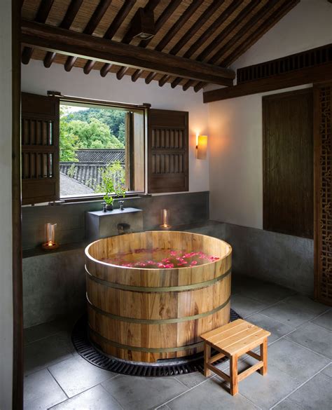 Chinese Bath Telegraph