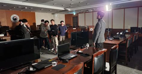 공정위가 ‘영화를 만들었다고 티빙·왓챠 되는데 넷플릭스선 못 보는 이유