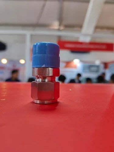Stainless Steel Male Connector For Structure Pipe Size 20 Mm At ₹ 35