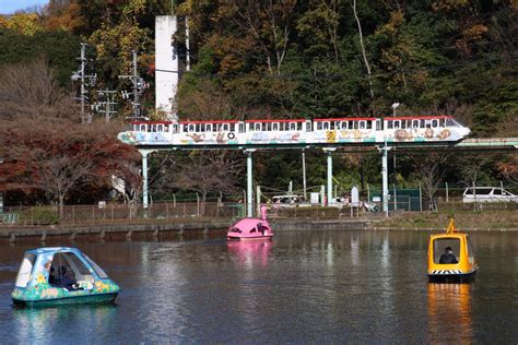 2427junction on Twitter 全名古屋市民が乗ったことありそうな東山動植物園のモノレール スカイビュートレイン も今更