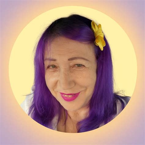 Avishai Matia הסיפורים שאתם מספרים לעצמכם שומרים עליכם Facebook