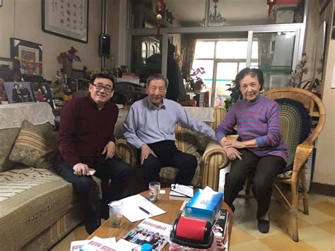 澳籍作家楊恆均在京被判死緩 曾任職中國外交部 涉嫌間諜罪關押五年始判刑｜yahoo