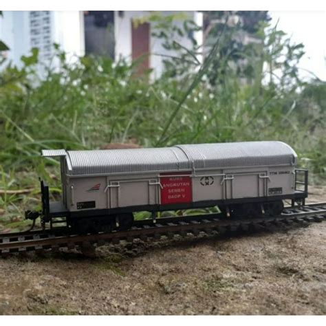 Jual Miniatur Kereta Api Indonesia Gerbong Barang Ttw Skala Shopee Indonesia