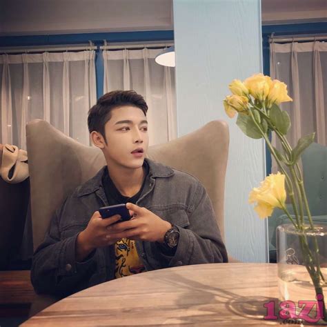 许知远 男子汉图鉴！