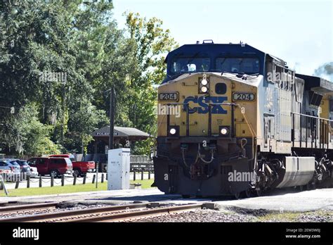 Folkston Georgia Csx Engine Passing Through The Folkston Funnel