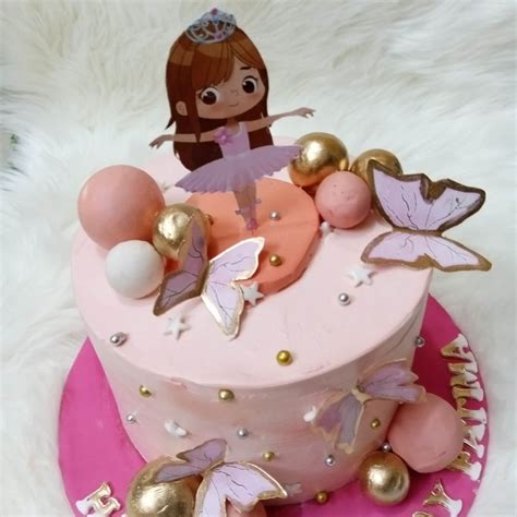 Princess Theme Cream Cake Customize Cake Birthday Cake