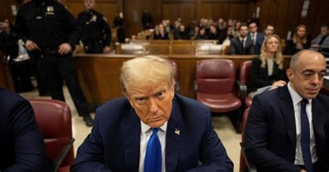 Donald Trump Appelle à Labandon De Toutes Les Poursuites Contre Lui