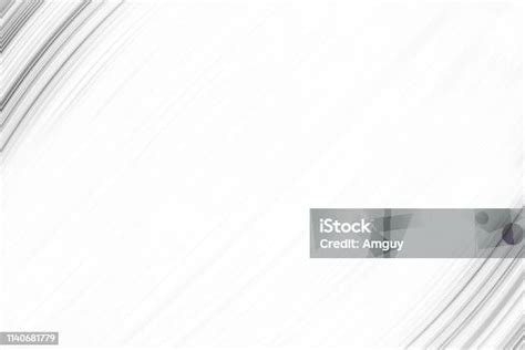 흰색과 은색은 검은색으로 밝은 회색 그라데이션 표면입니다 템플릿 금속 질감 부드러운 라인 테크 그라데이션 추상 대각선 배경 실버 블랙 세련 된 회색과 흰색 0명에 대한 스톡