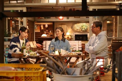 「人としては、好きだなって思う」和平（中井貴一）とえりな（白本彩奈）が不器用に築いた 親子愛” ＜『最後から二番目の恋』第5話完全版