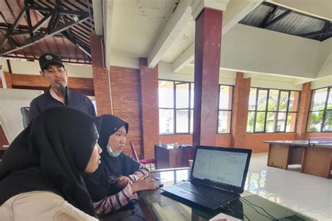 Jawa Timur Siagakan 36 Ribu Operator Untuk Bantu Pengambilan Pin Ppdb