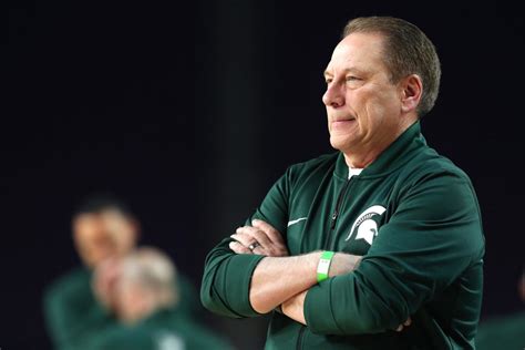 Tom Izzos Comment On Handshake Line Is Going Viral The Spun