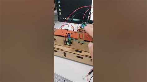 Arduino 조이스틱 연동 모터 작동 및 적외선 센서 인식시 모터 멈춤 Youtube