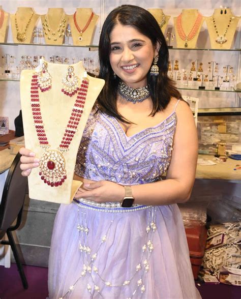 Models హైలైఫ్‌ ఎగ్జిబిషన్‌లో మెరిసిన మోడల్స్‌ Models At Hilife Exhibition