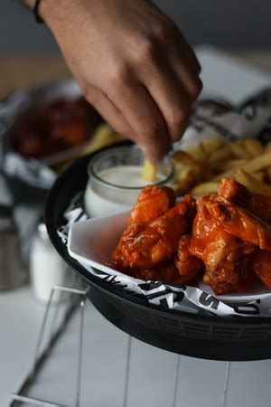 BUFFALO WINGS RINGS ABDOUN Amman Menu Prices Restaurant