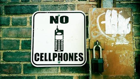 Why Its So Annoying To Overhear Someones Cellphone Conversation