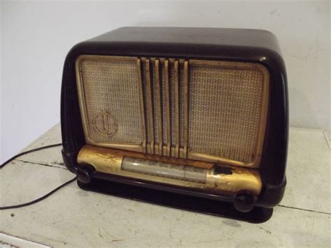 Ancien Poste Radio Tsf De La Marque Ducretet Thomson Modèle D926