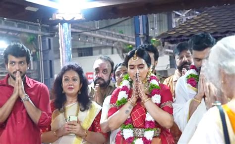 గుడిలో సింపుల్‌గా పెళ్లి చేసుకున్న న‌టుడి కూతురు ఫోటోలు Actor