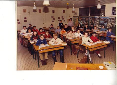 Photo De Classe Cm1 19811982 De 1982 Ecole Jean Rostand Copains Davant
