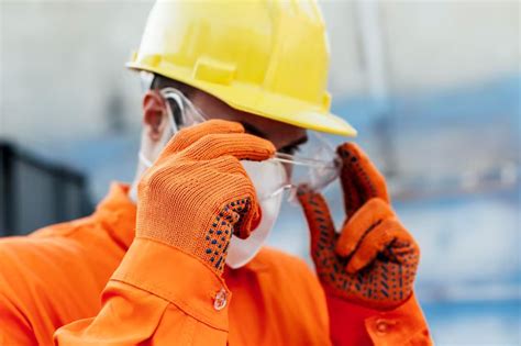 Safety Uniform Supplier Dubai Safety Uniforms Manufacturers In Uae