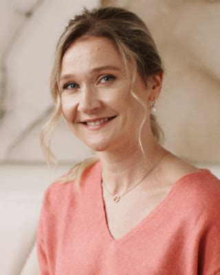 Photo Of Natalia Yusenis Everyday Mindset Hypnotherapy Coaching Sydney