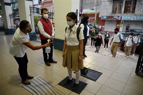 Entre 15 Y 16 Millones De Alumnos Volvieron A Clases Presenciales En