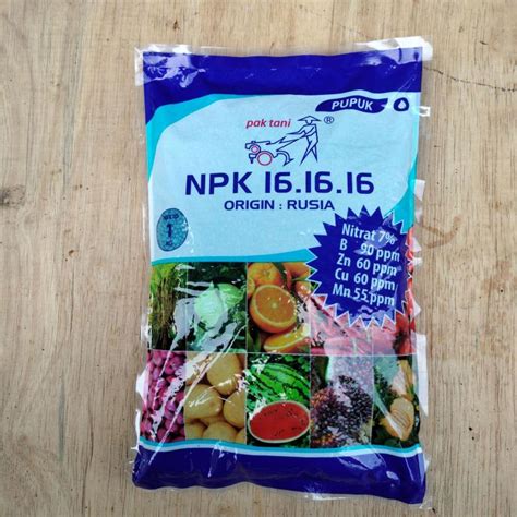 Pupuk NPK Biru Pak Tani 16 16 16 Kemasan 1 Kg Penyubur Buah Bunga Dan