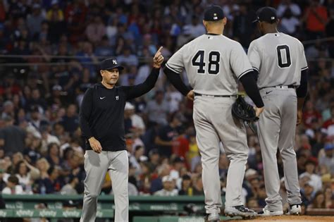 Yankees Stink It Up Bad In 15 5 Loss To Red Sox