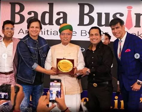 Net Worth Of Vivek Bindra The Business Coach S Fortune Myfitour