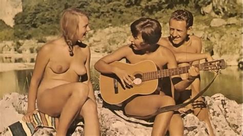 Vintage Top Twenty Babes With Musical Intruments Xxx Mobile Porno