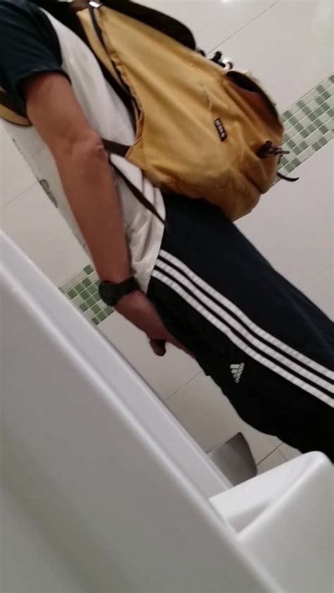 Spy Asian Straight Guy Pissing Thisvid Com