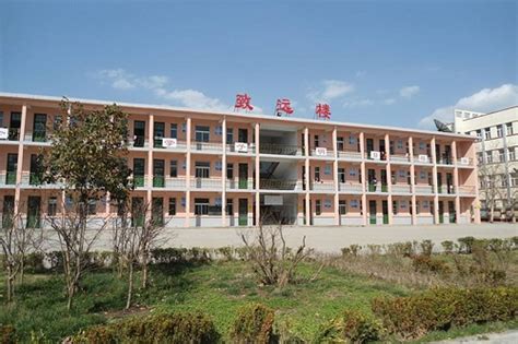 平昌县西兴职业中学寝室是几人间四川职校资讯招生报考网