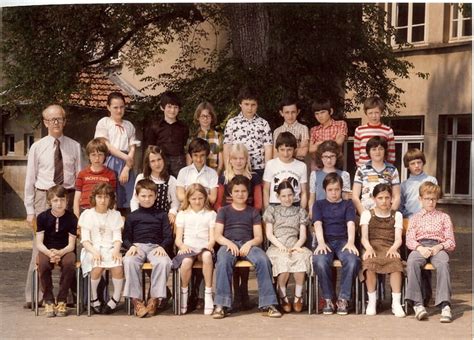 Photo De Classe CM2 De 1978 ECOLE LOUIS PERGAUD Copains D Avant