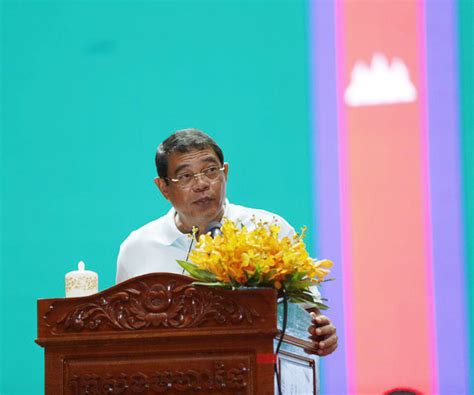 សម្តេចក្រឡាហោម ស ខេង អញ្ជើញជាអធិបតី ទិវាអន្តរជាតិប្រយុទ្ធប្រឆាំងគ្រឿងញៀន និងដុតបំផ្លាញគ្រឿងញៀន