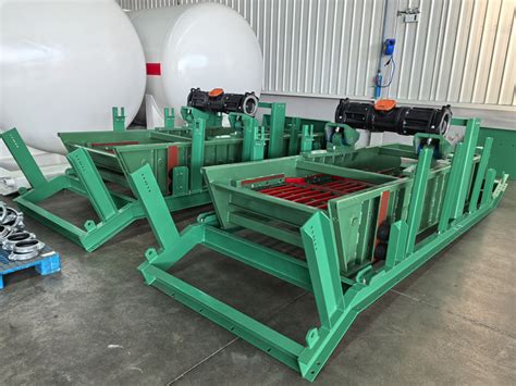 a batch of gn high shear circular vibrating screen for overseas silica