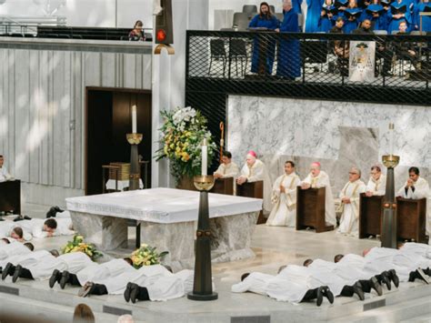 Diocese Of Orange Welcomes New Permanent Deacons Oc Catholic