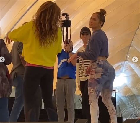 Jlo Le Enseñó A Shakira Su Secreto Para Hacer Twerking Antes De La