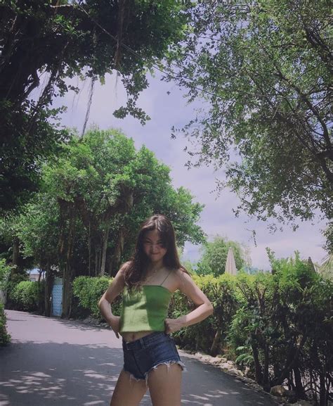 想問現在有多少女生出門不穿內衣ㄉ