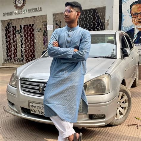 Shahir Ahmed Shahir 1 0 • Threads Say More