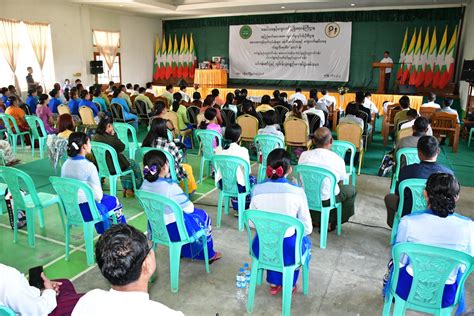 ပြည်ထောင်စုဝန်ကြီး ဦးလှမိုး အသေးစားကုန်ထုတ်လုပ်ငန်းများ ဖန်တီးပေးနိုင