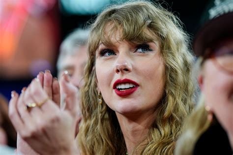 Taylor Swift Could Make It From Tokyo To The Super Bowl Parking Her Private Jet Could Be Tricky