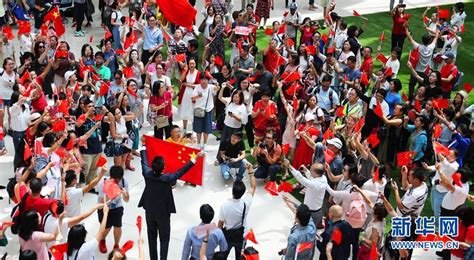香港举行爱国快闪活动 新闻频道 长城网