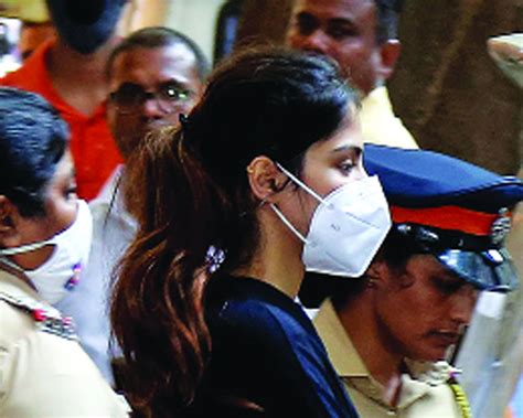 Ncb Raids In Mumbai Goa After Rhea Spills Drug Beans