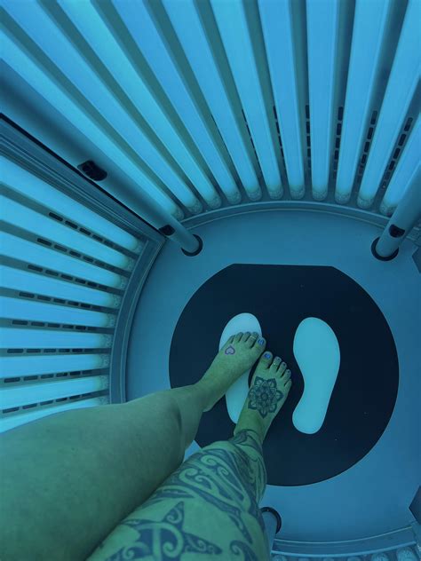 Cute Tanning Toes Rtanningbeds