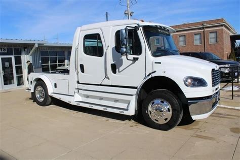 16k Mile 2006 Freightliner Sport Chassis Ranch Hauler For 42 Off
